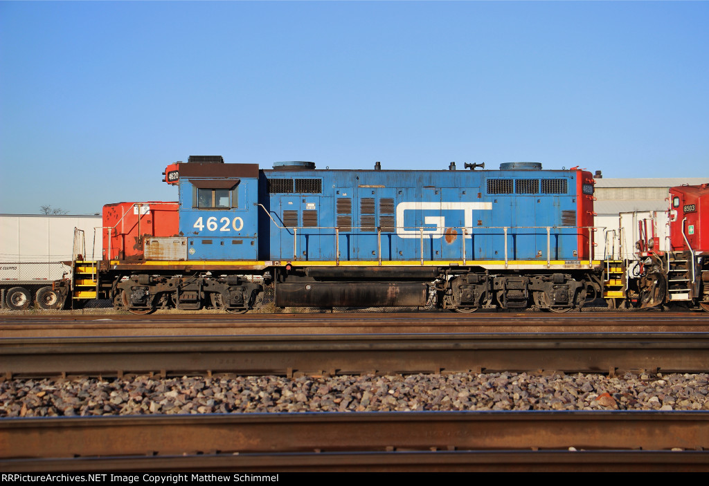 GTW 4620 - GP9R